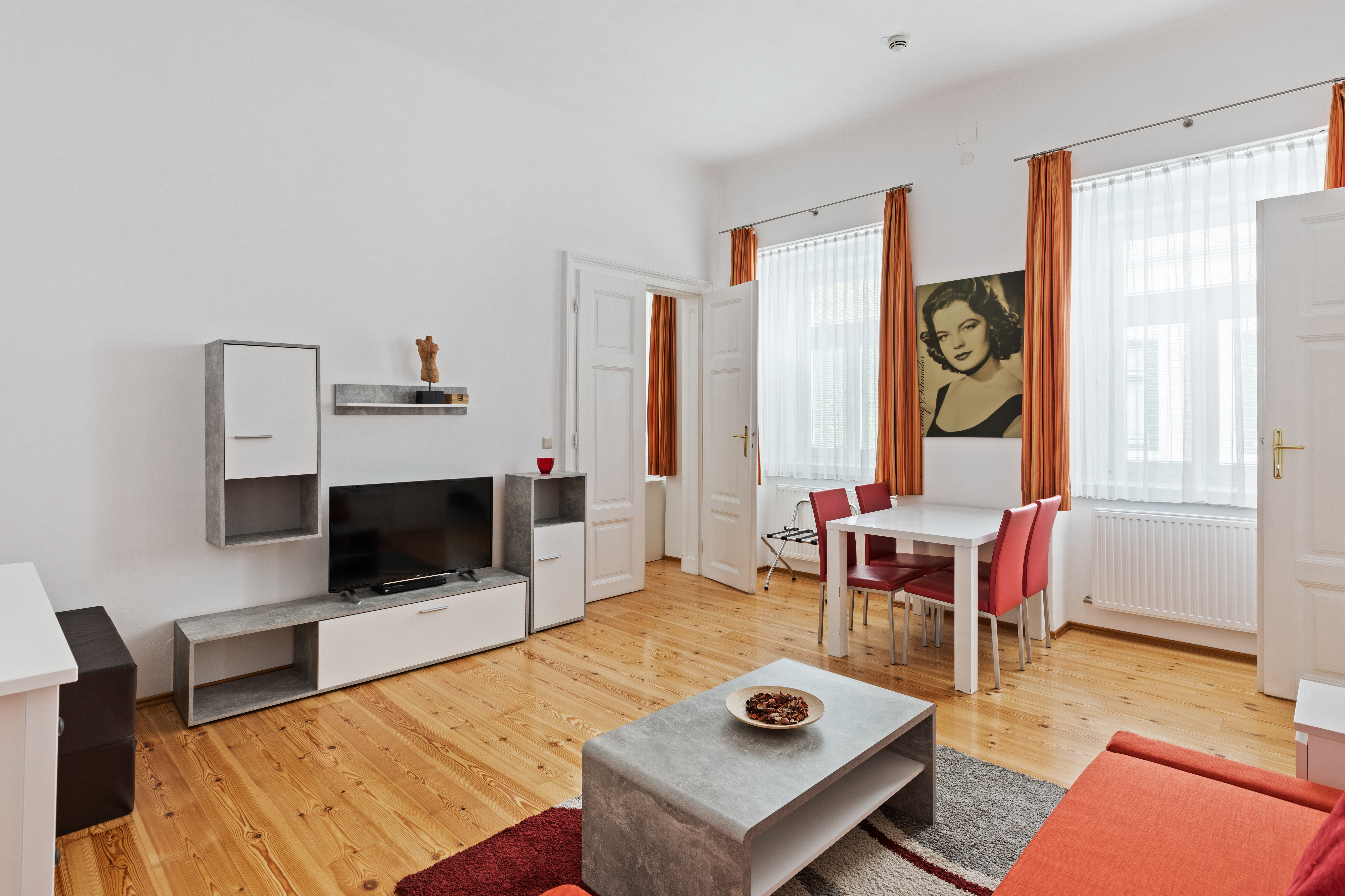 Design one-bedroom apartment in the heart of Vienna in Vienna - 2 ...